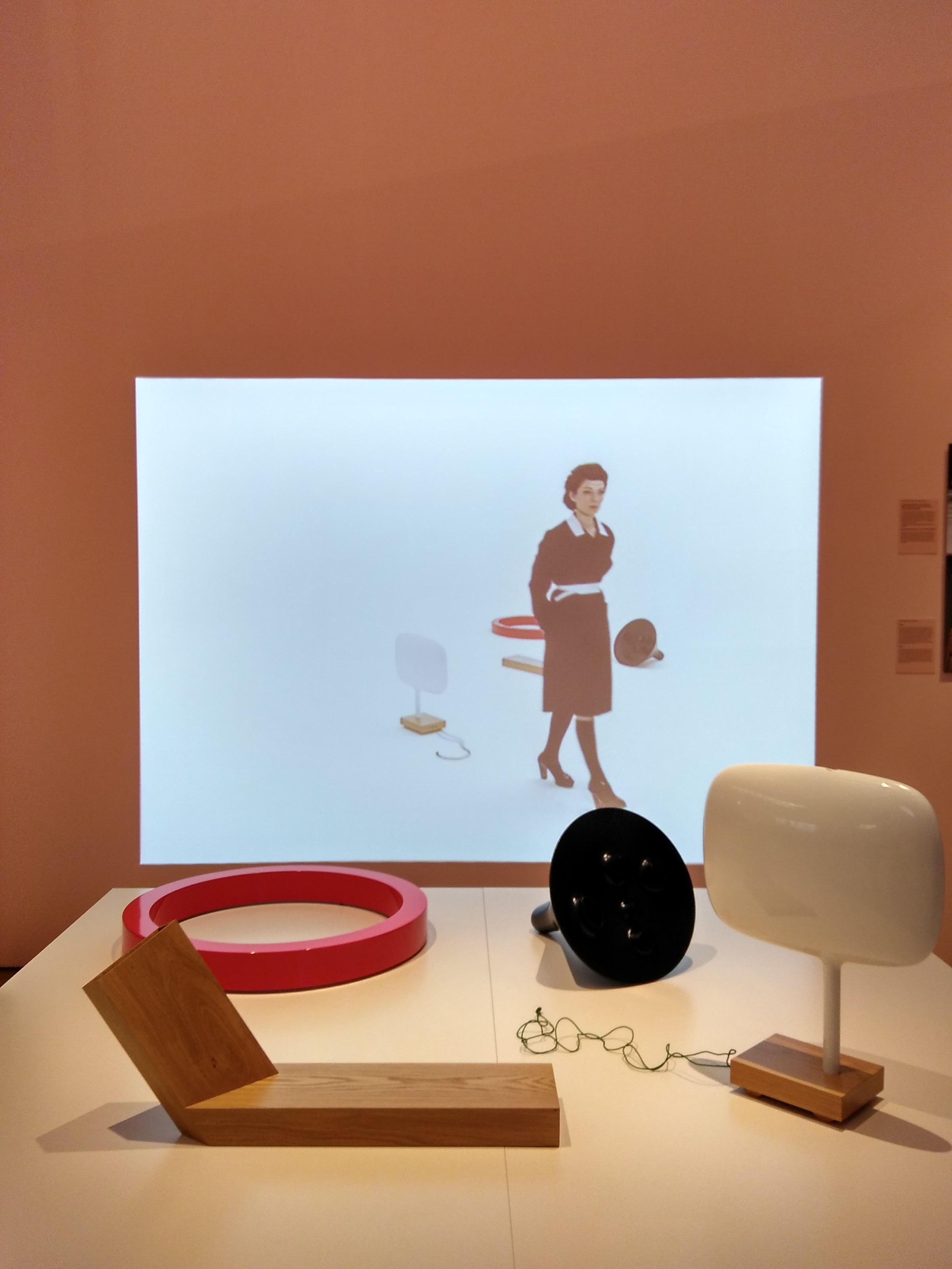 Inaugura la Vienna Biennale 2017. Parla di robot, lavoro e futuro. Il ...