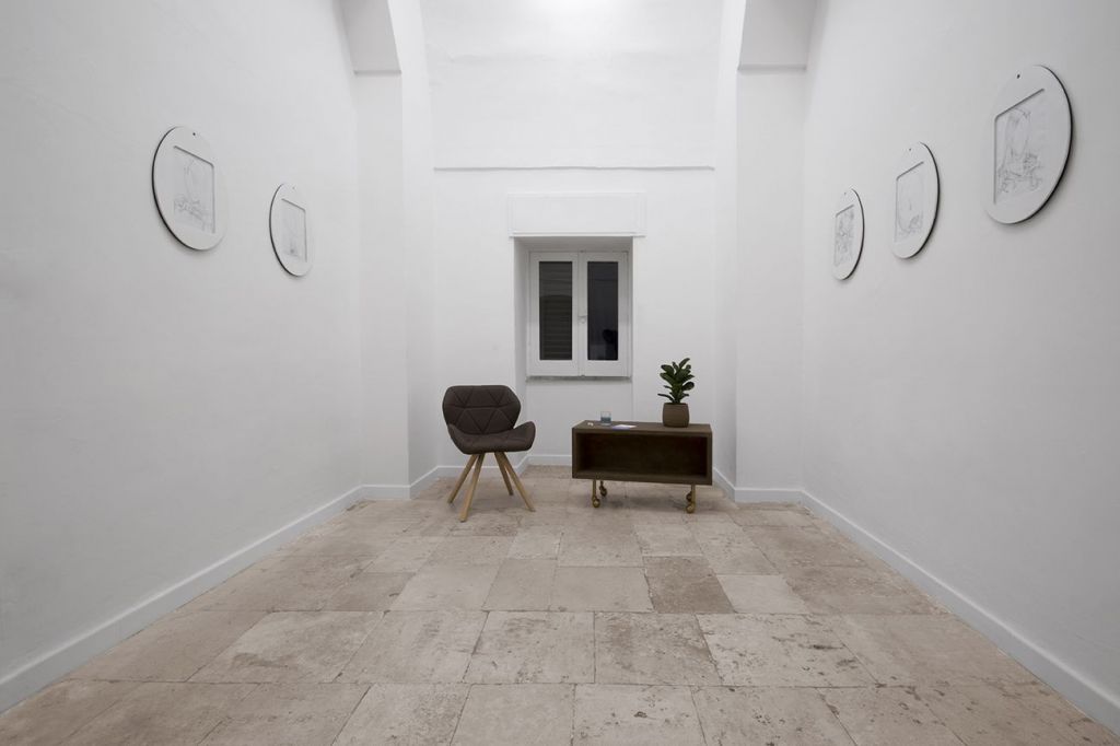 Una collettiva a Polignano a Mare | Artribune