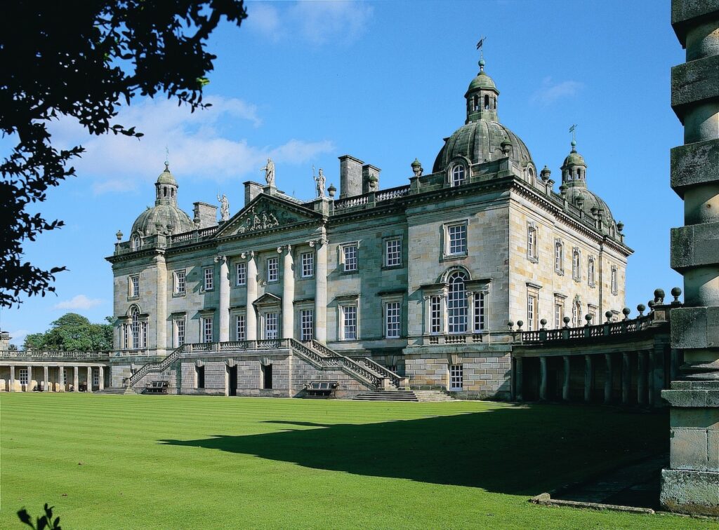 Le nuova mostra di Damien Hirst a Houghton Hall | Artribune