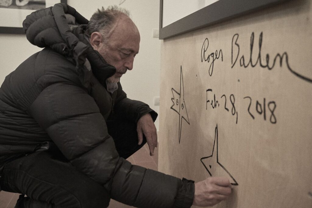 Intervista al fotografo Roger Ballen | Artribune