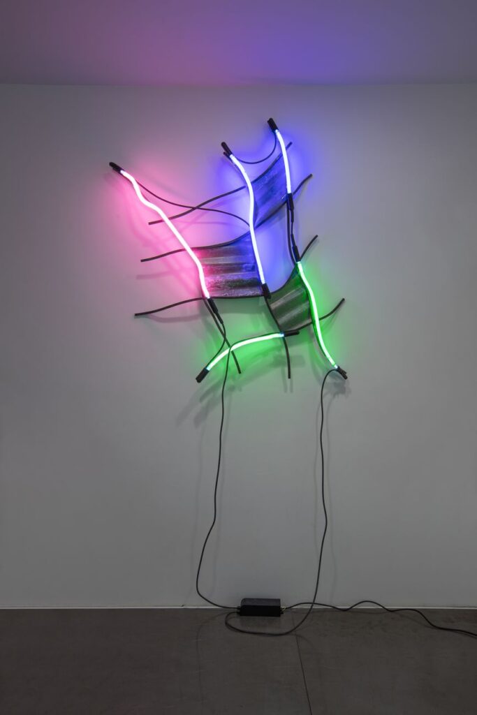 Keith Sonnier in mostra a Milano | Artribune
