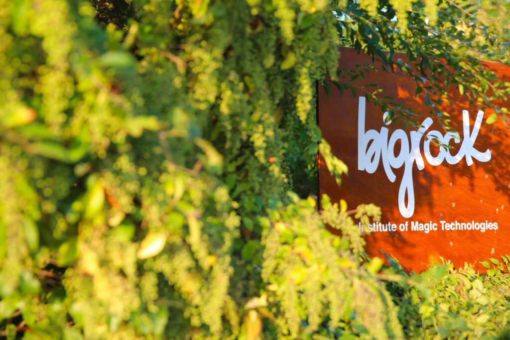 Tutto sulla scuola BigRock. Institute of Magic Technologies | Artribune