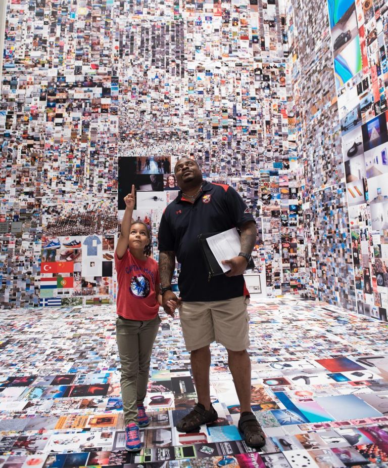 L’installazione di Evan Roth in Florida | Artribune