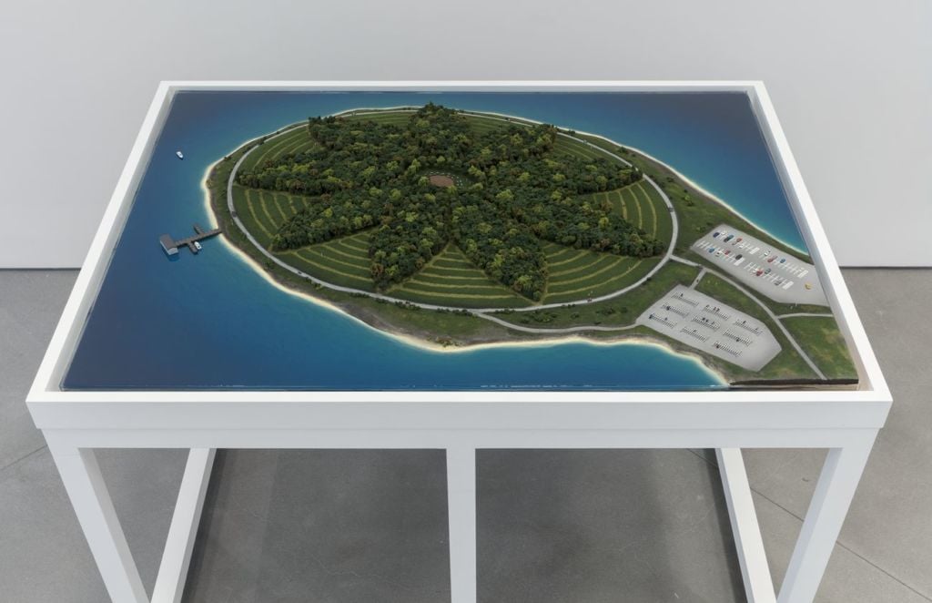 La mostra di Agnes Denes a New York | Artribune