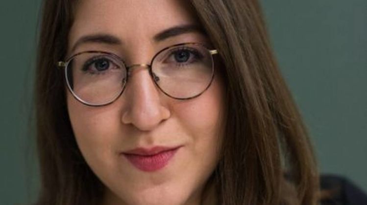 Su Netflix la serie Unorthodox | Artribune