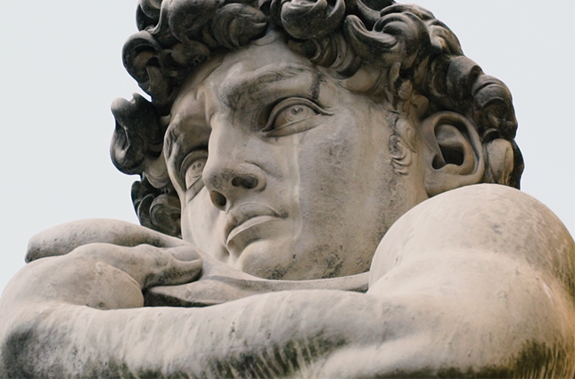 To humans, from Florence. Le statue raccontano la città vuota | Artribune