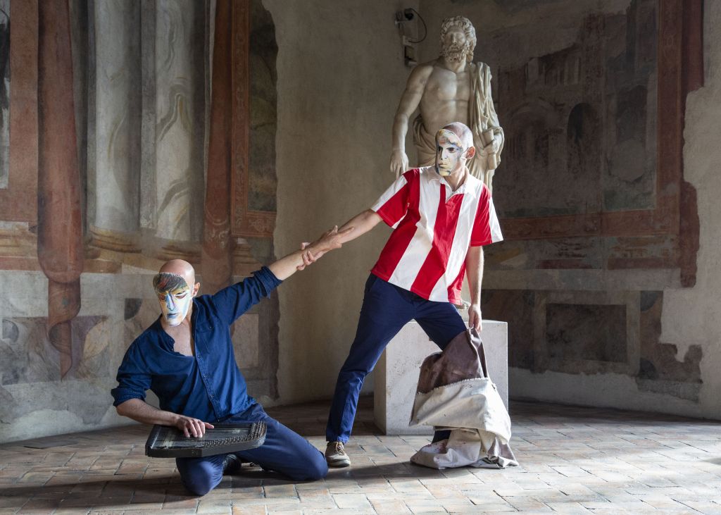 La performance di Prinz Gholam a Roma per Hidden Histories | Artribune