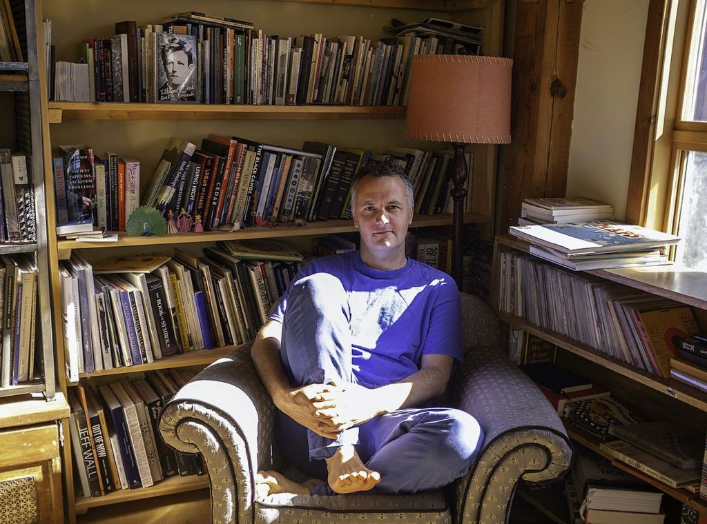 Un solo brano di 44 minuti: l’ultimo album di Phil Elverum aka The ...