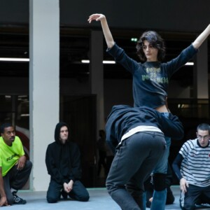 La mostra-performance di Anne Imhof a Parigi