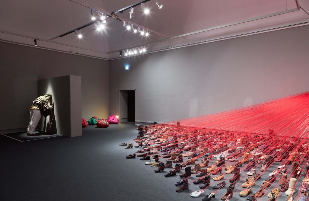 Una grande critica d'arte e la sua nuova mostra a Milano