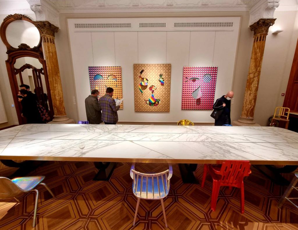 Villa Chiuminatto a Torino con la mostra di Massimo De Carlo