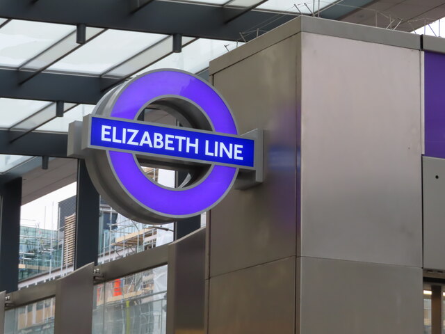 Le opere d’arte sulla Elizabeth Line di Londra | Artribune