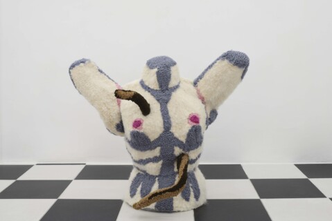 Intervista ad Anna Perach, l’artista delle sculture indossabili | Artribune