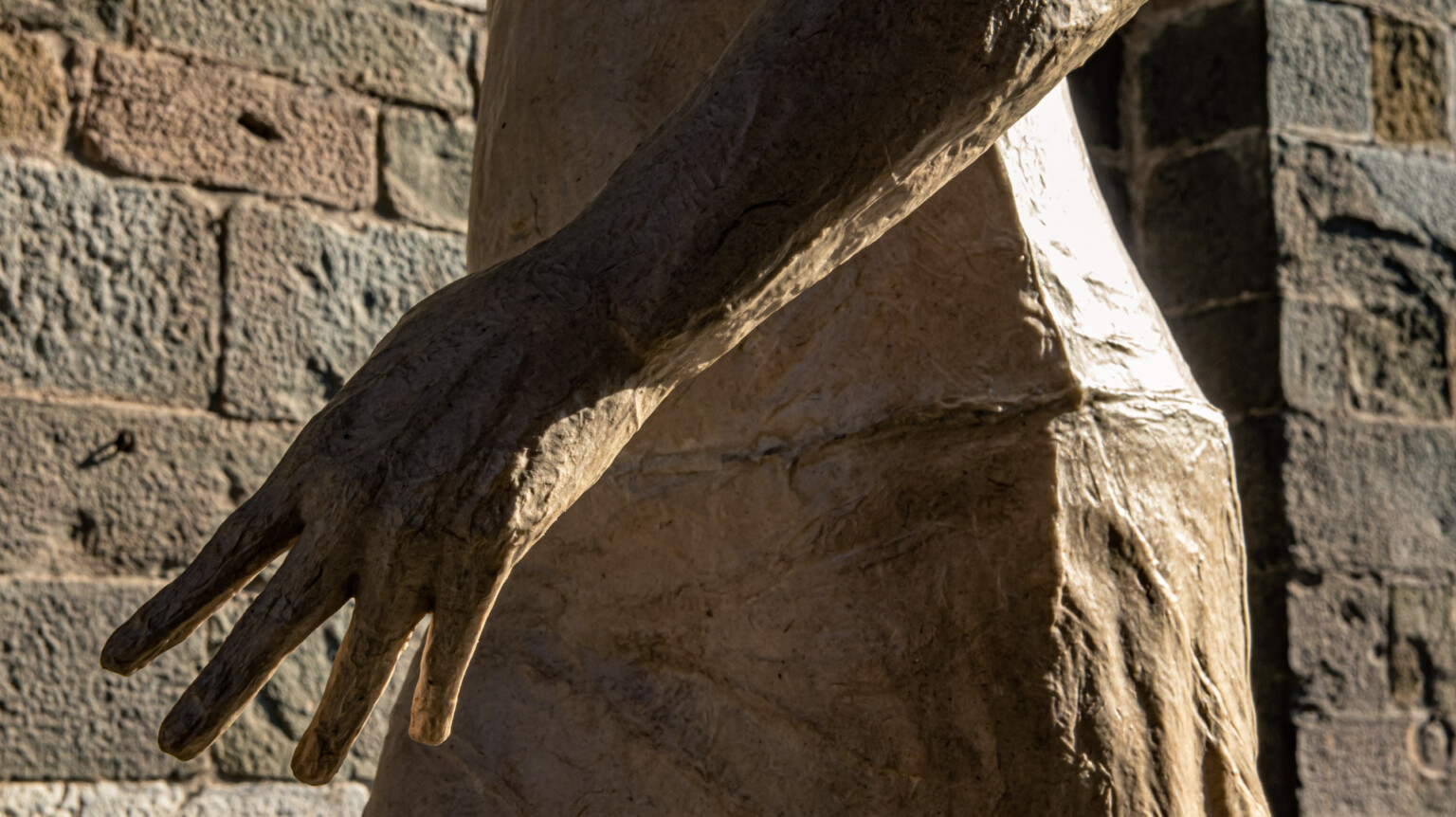 La Biennale Cartasia 2022 a Lucca | Artribune