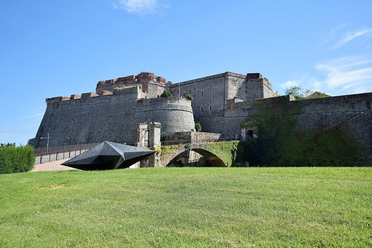 Guida a chiese, palazzi e musei del Savonese | Artribune