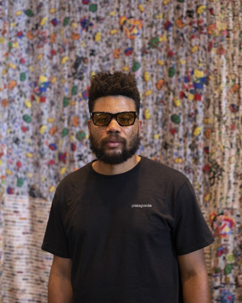 La mostra di Oscar Murillo alla Scuola Grande della Misericordia ...