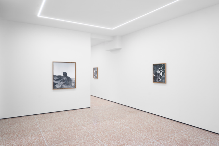 La mostra di Benjamin Jones da LOOM a Milano | Artribune