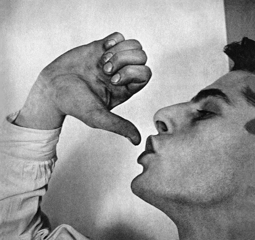 La mostra sui gesti italiani raccolti da Bruno Munari