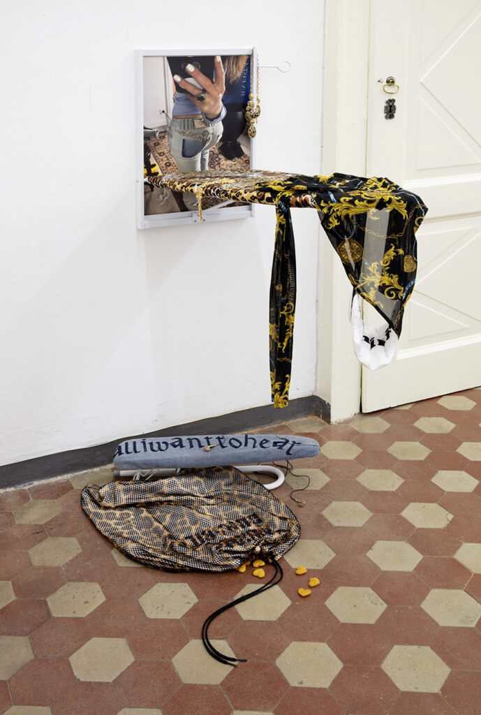 La mostra di Chalisée Naamani da Ciaccia Levi a Milano | Artribune