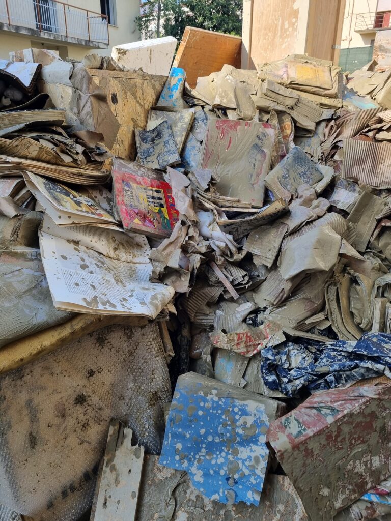 La Bottega Gatti di Faenza colpita dall’alluvione. Danni all’archivio d ...