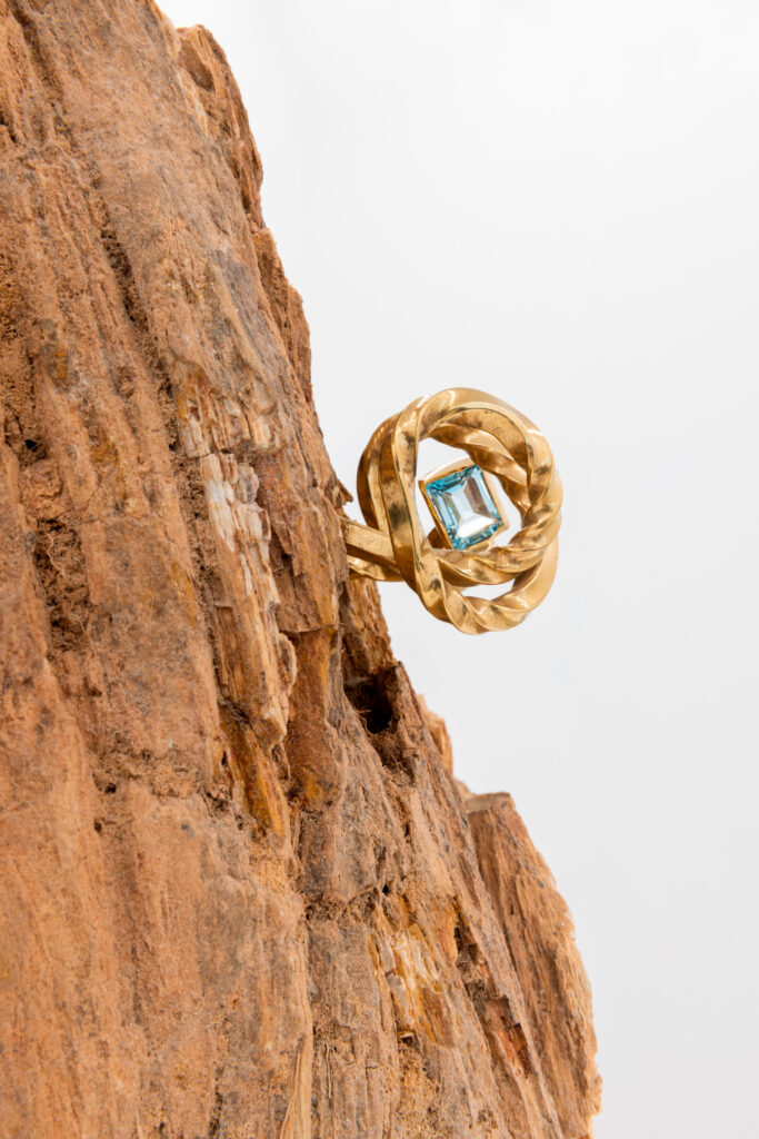 La mostra di Maria Loboda da Vistamare a Milano | Artribune