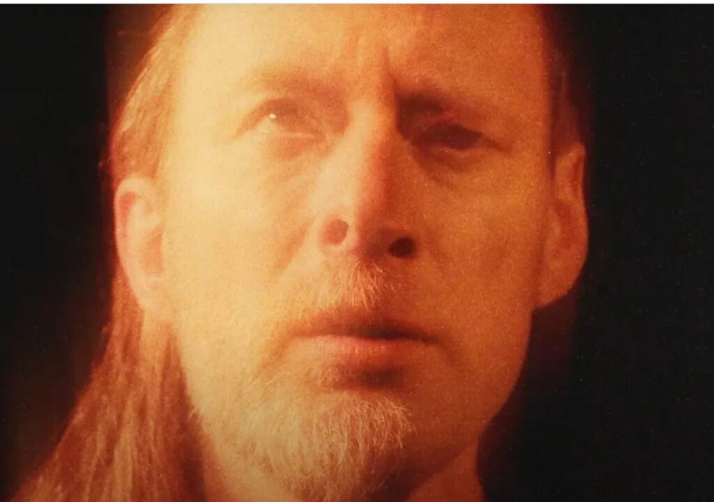 Thom Yorke ospite d’onore nel nuovo singolo di Clark