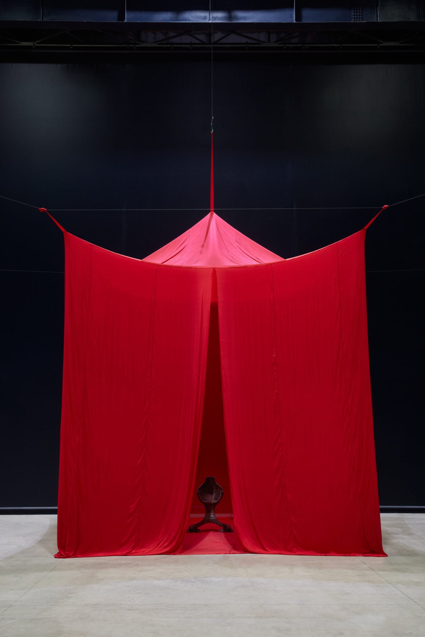 James Lee Byars all’HangarBicocca | Artribune