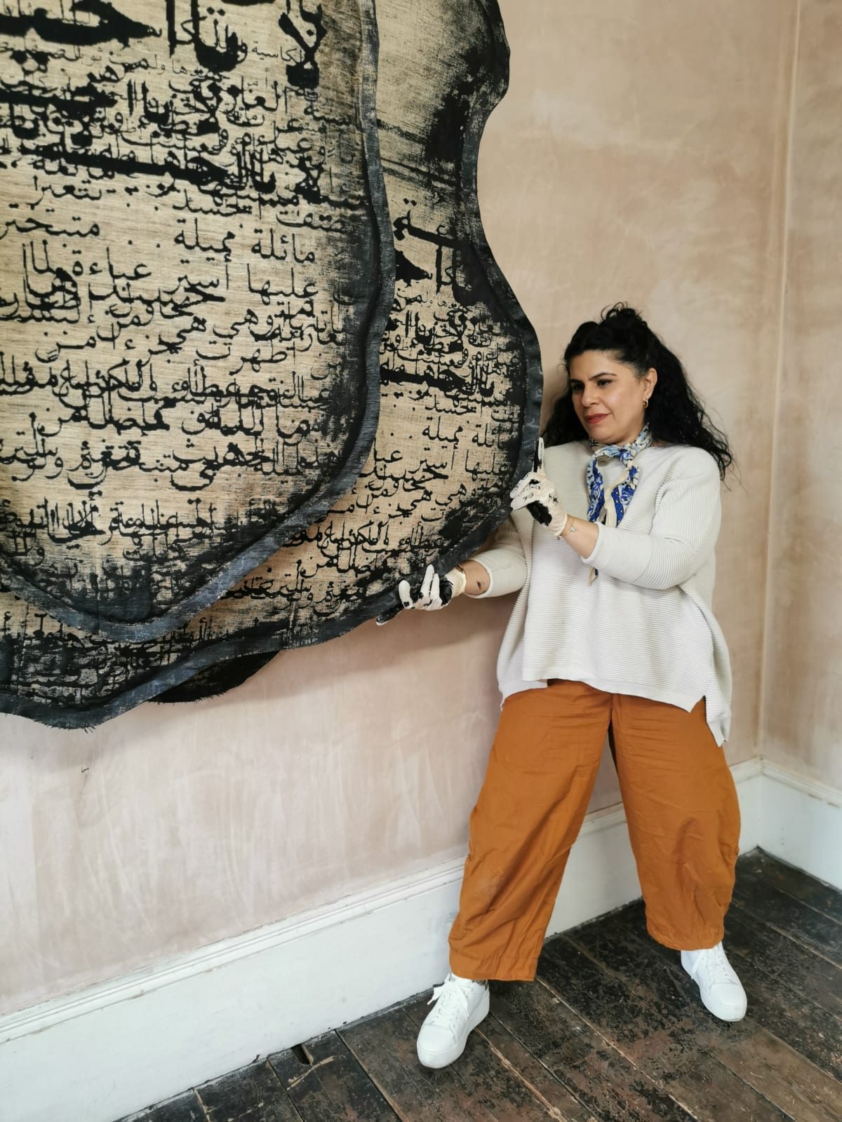 L'artista Manal AlDowayan rappresenterà l'Arabia Saudita alla Biennale ...