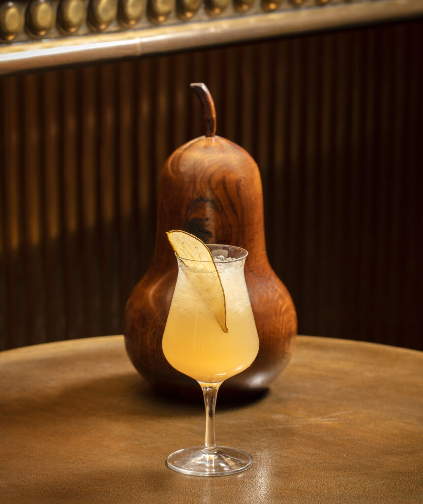 A Bruxelles l’Hotel Amigo dedica un bar a René Magritte