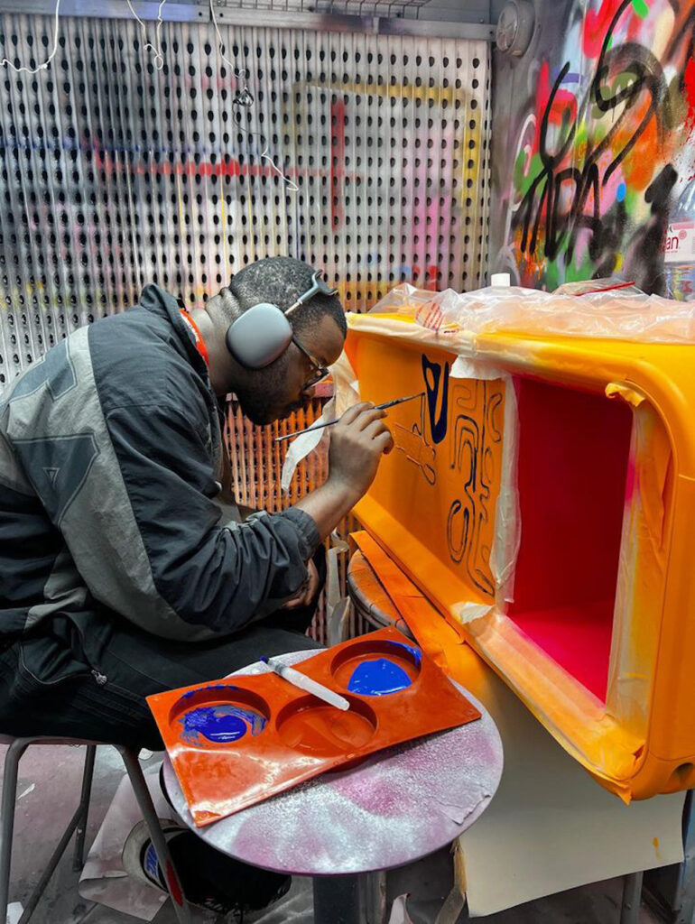 Incontro con il designer emergente Myles Igwebuike | Artribune