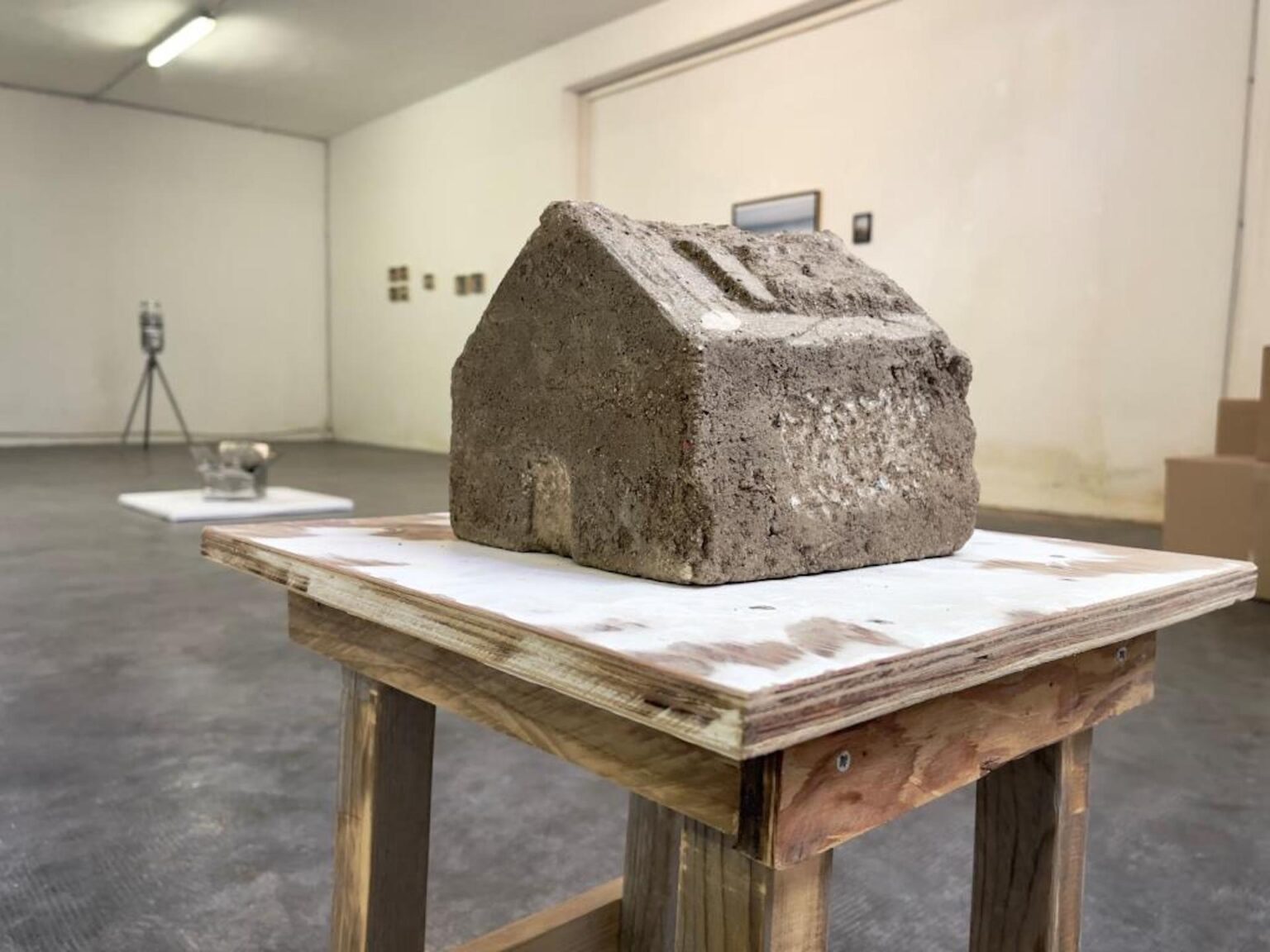 La mostra di Giuseppe Raffaele da Tufanostudio a Milano | Artribune