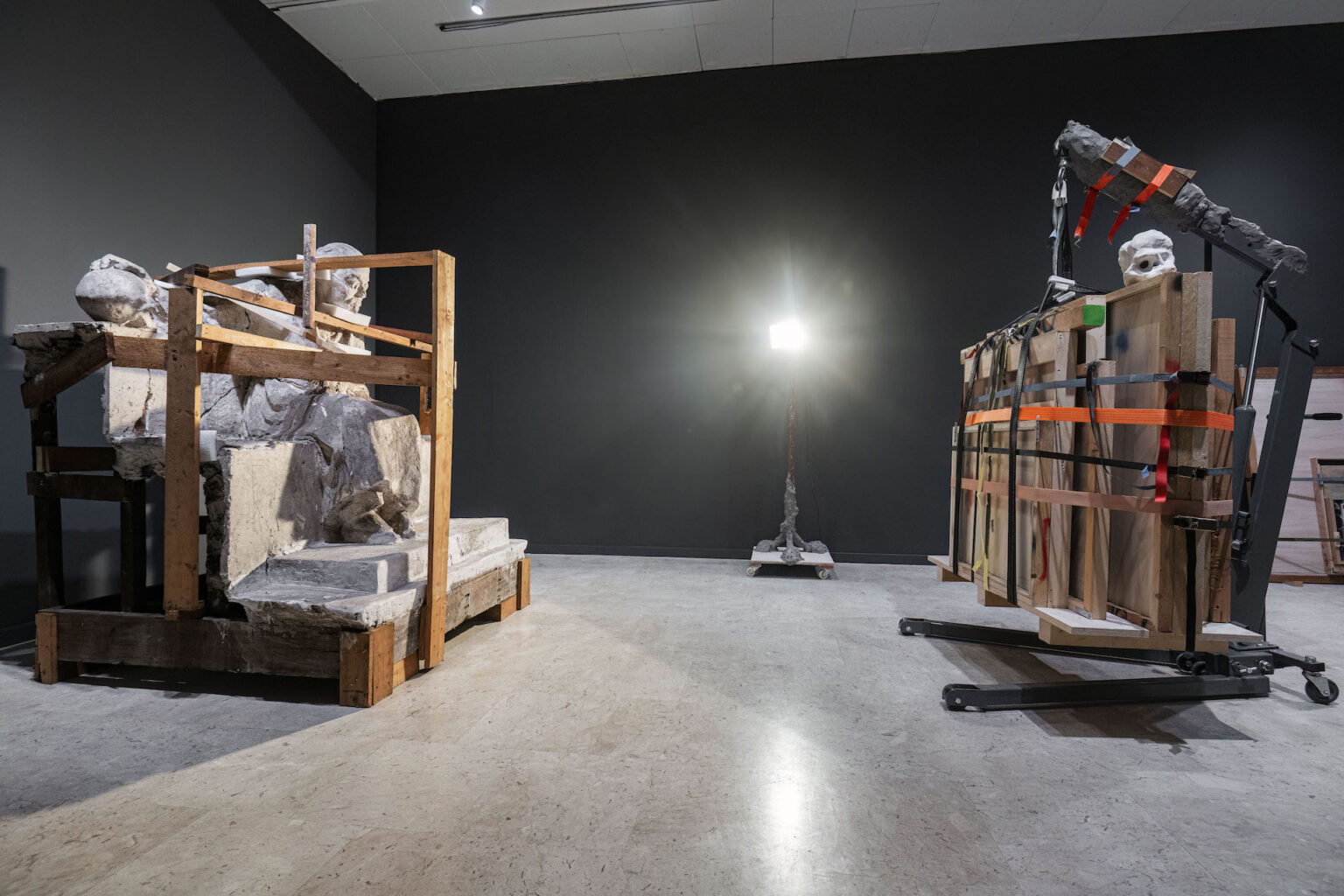 L'artista Jacopo Benassi in mostra alla GAM di Torino | Artribune