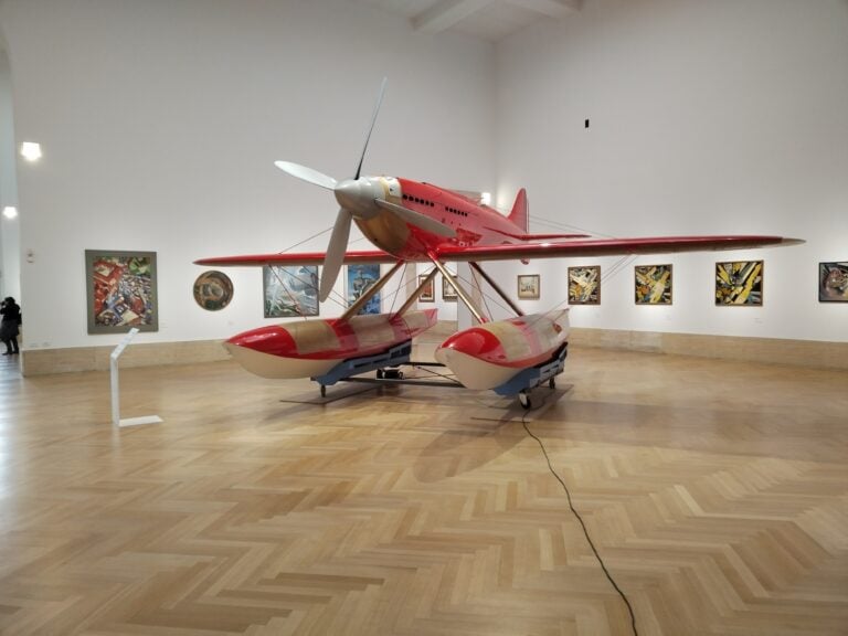 Alla GNAMC di Roma inaugura la grande mostra sul Futurismo: le foto