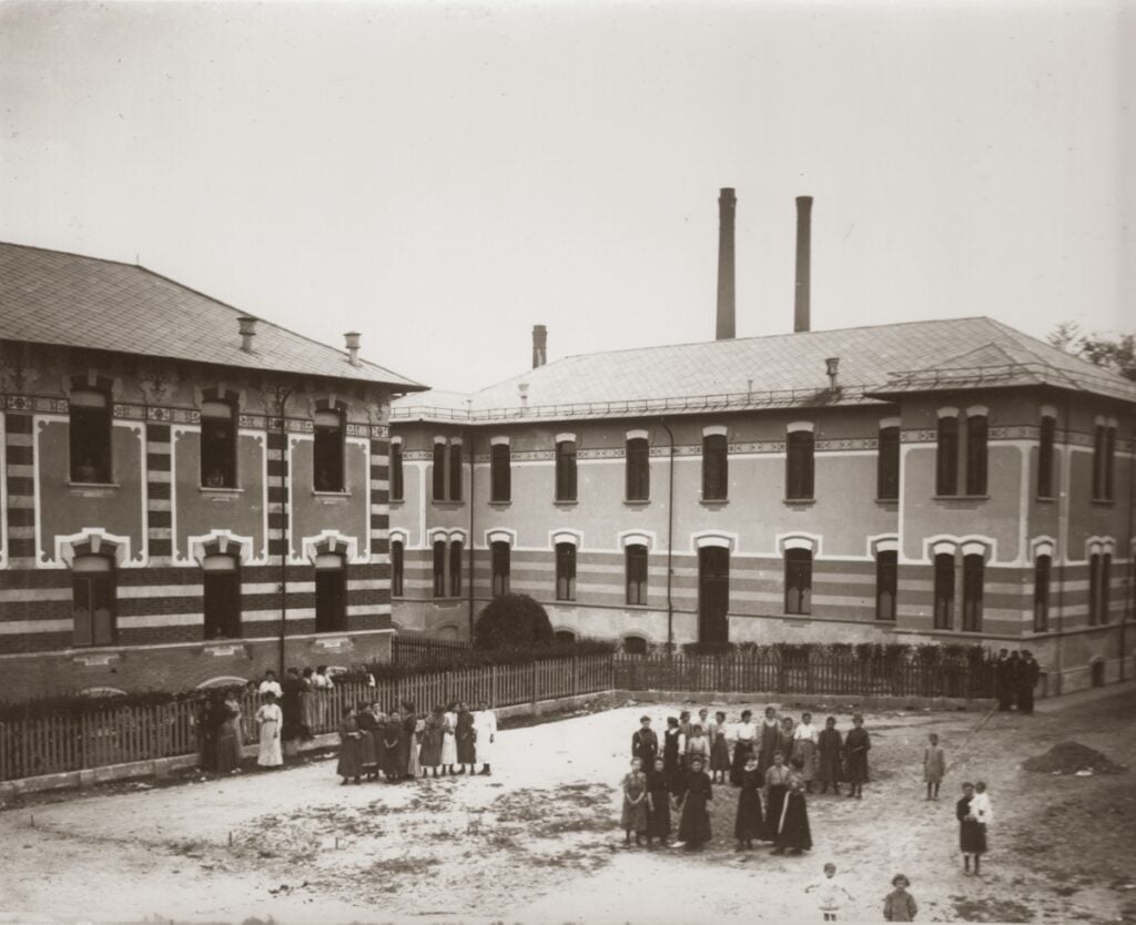 La storia del villaggio operaio Leumann di Collegno | Artribune