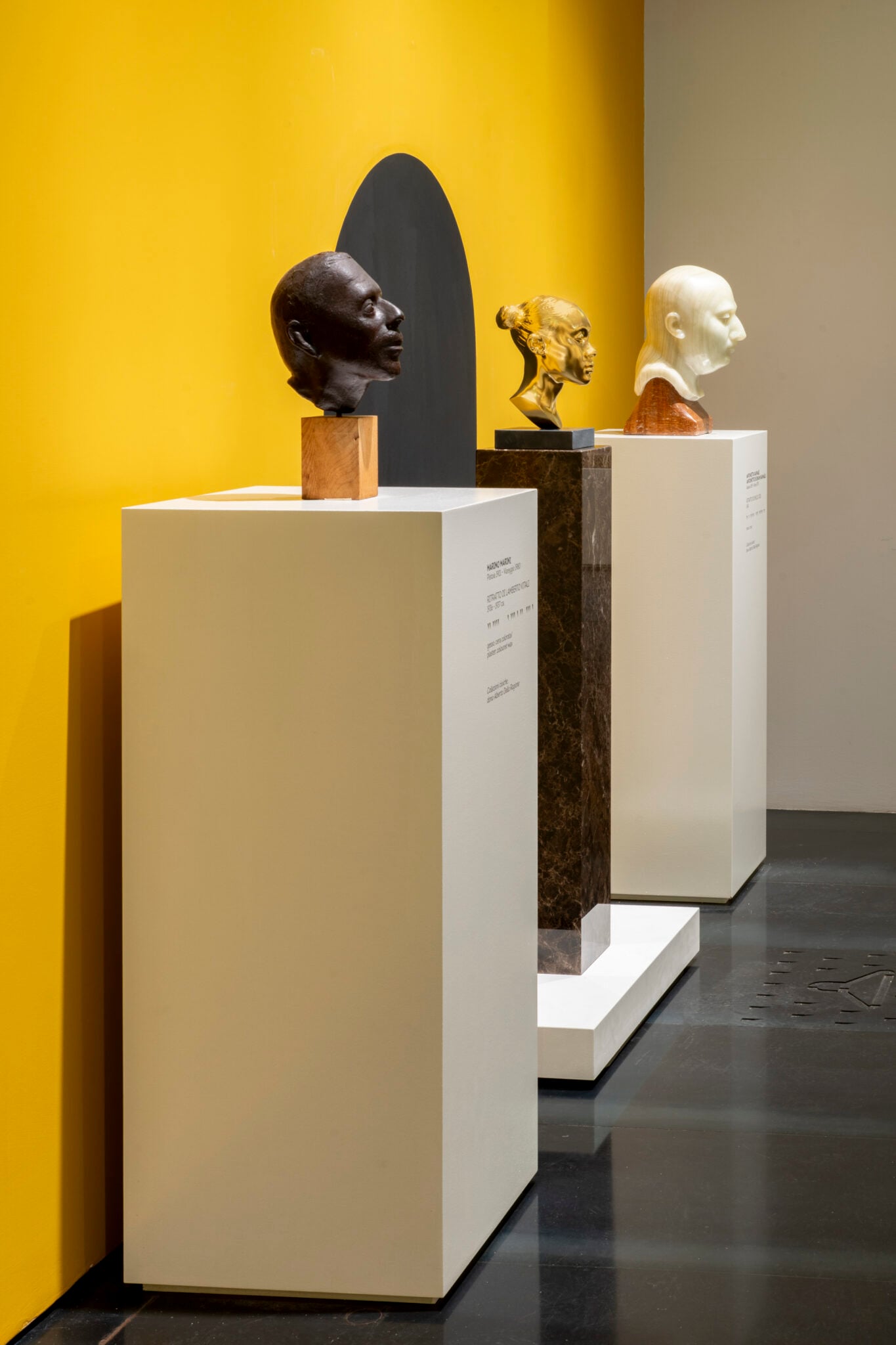 Thomas J. Price in mostra a Firenze, anche in piazza