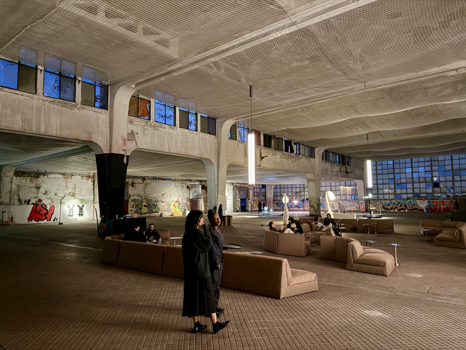 Macao, Vocla e Viale Molise 68. La storiaccia della Milano Design Week ...