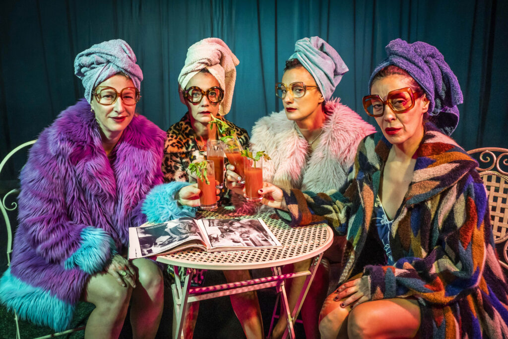 Lo spettacolo “Escaped Alone” al Piccolo Teatro Grassi di Milan | Artribune