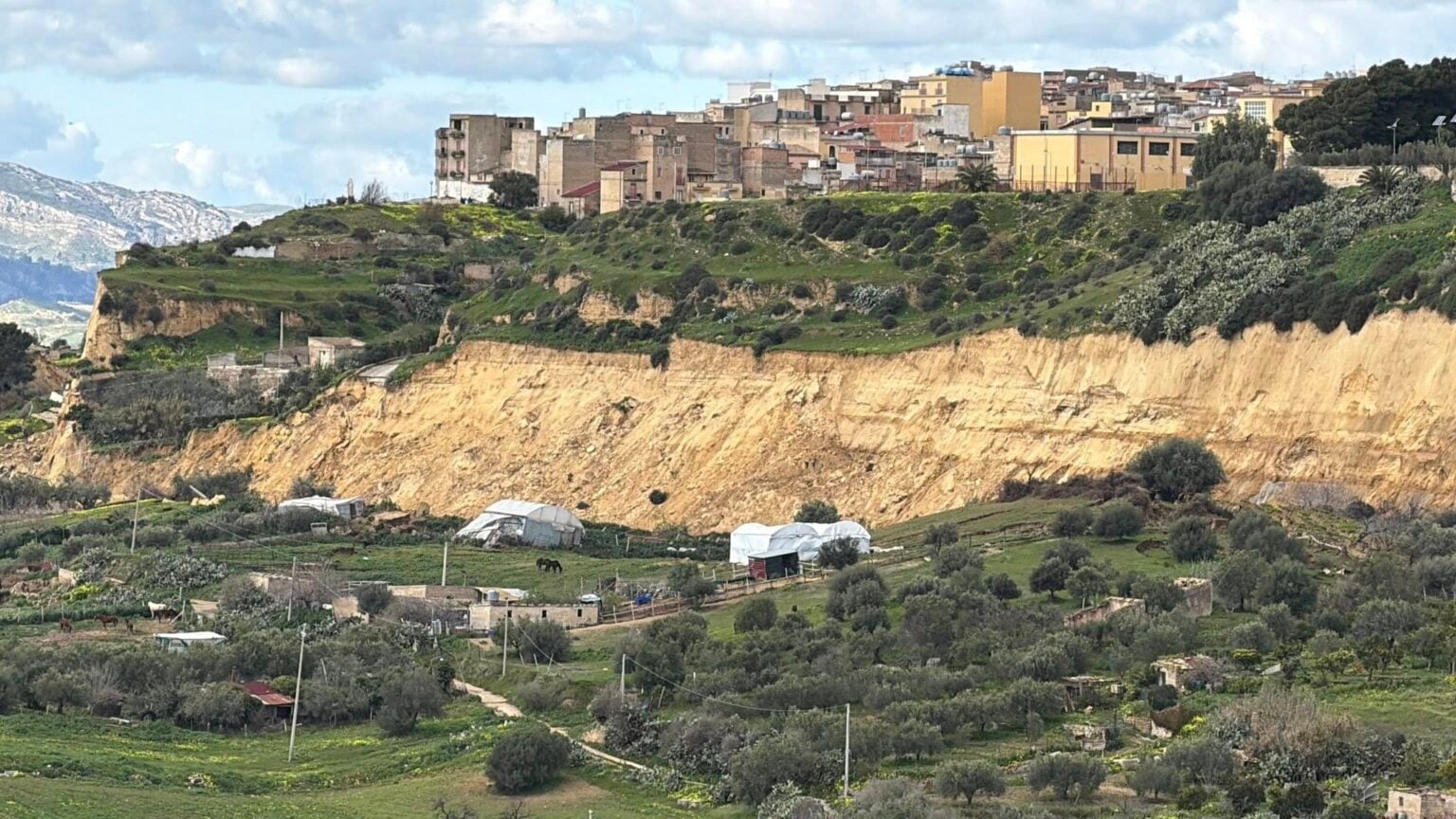 Storia di Niscemi, la città minacciata dalla frana in Sicilia