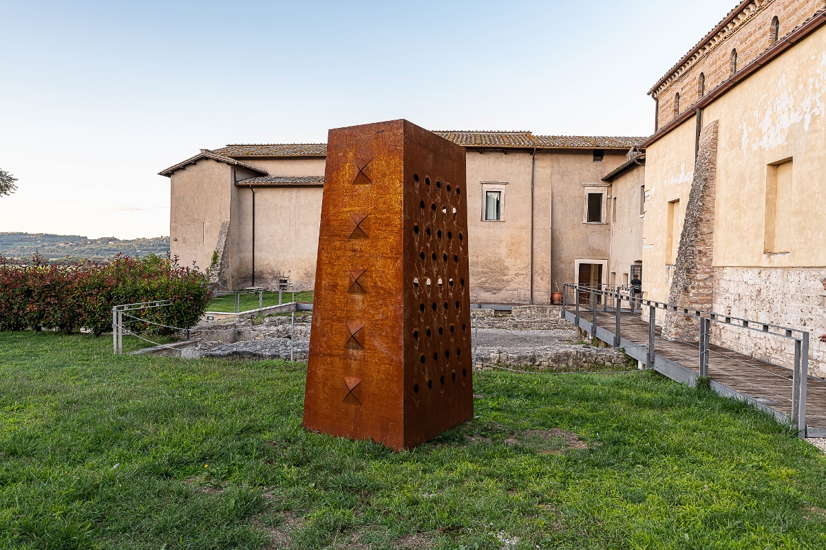 Massimo Antonelli - La deformazione del quotidiano | Artribune